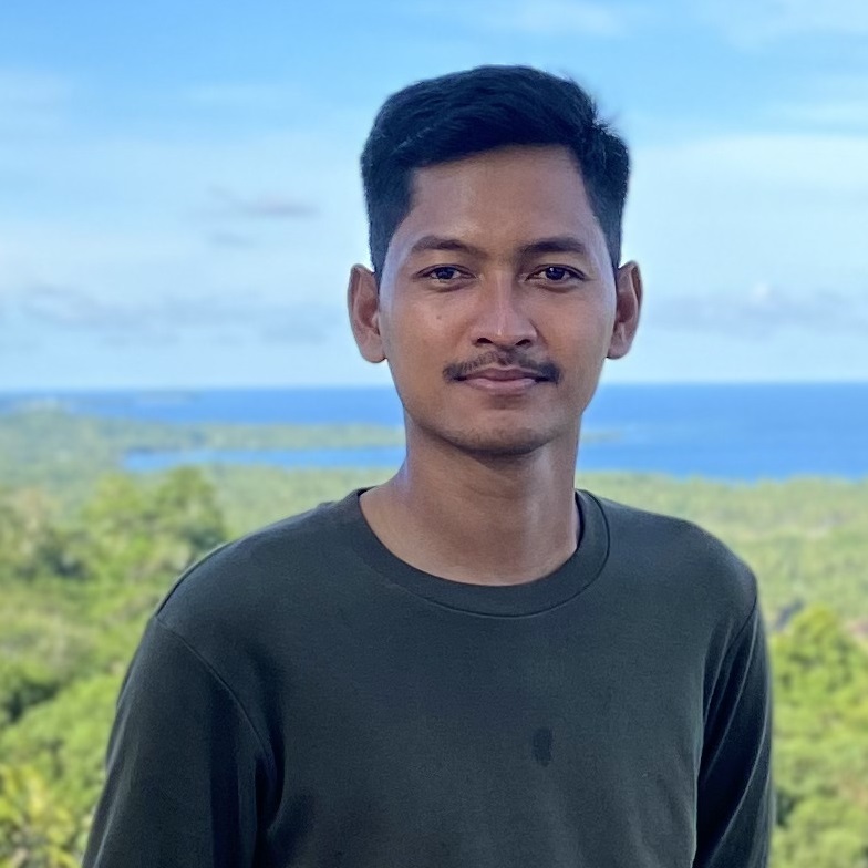 Dosen dan Tenaga Kependidikan - Sains Data